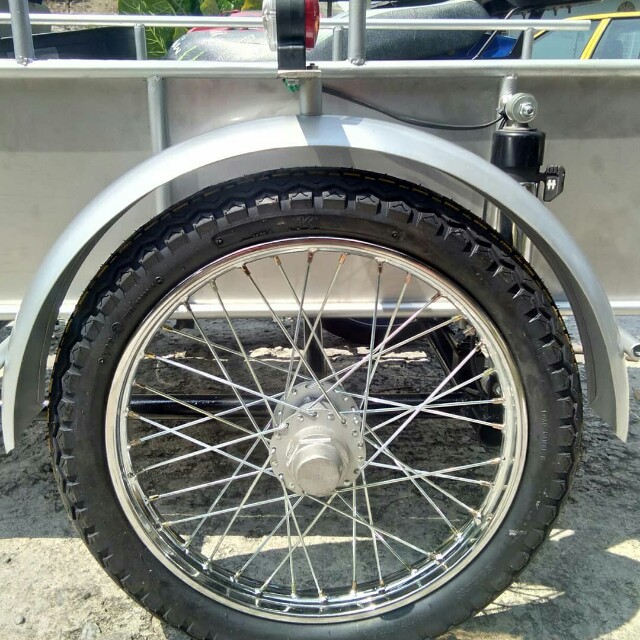 Motosikal roda tiga, Motorbikes on Carousell