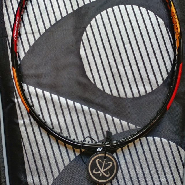 Yonex Duora 33, 運動產品, 運動與體育, 運動與體育 - 球拍和球類運動 - Carousell