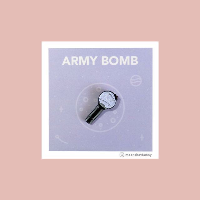 BTS ARMY Bomb Pin, Hobbies & Toys, Memorabilia & Collectibles, K-Wave ...