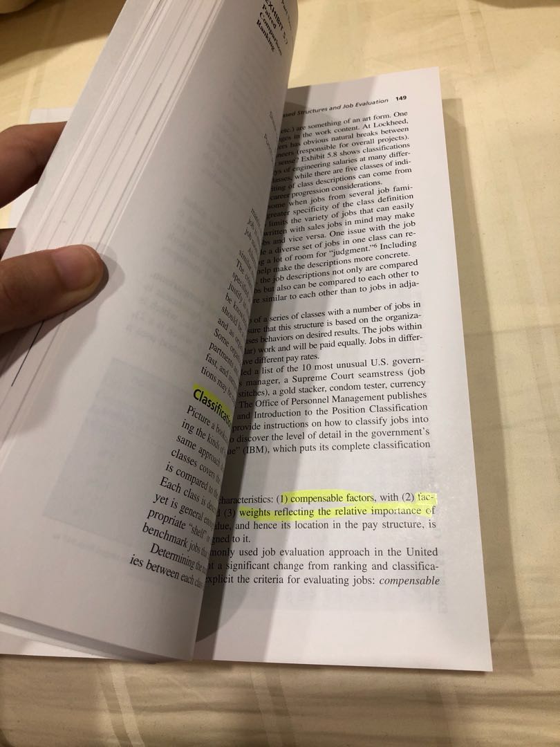 Compensation textbook HR, Hobbies & Toys, Books & Magazines, Textbooks ...