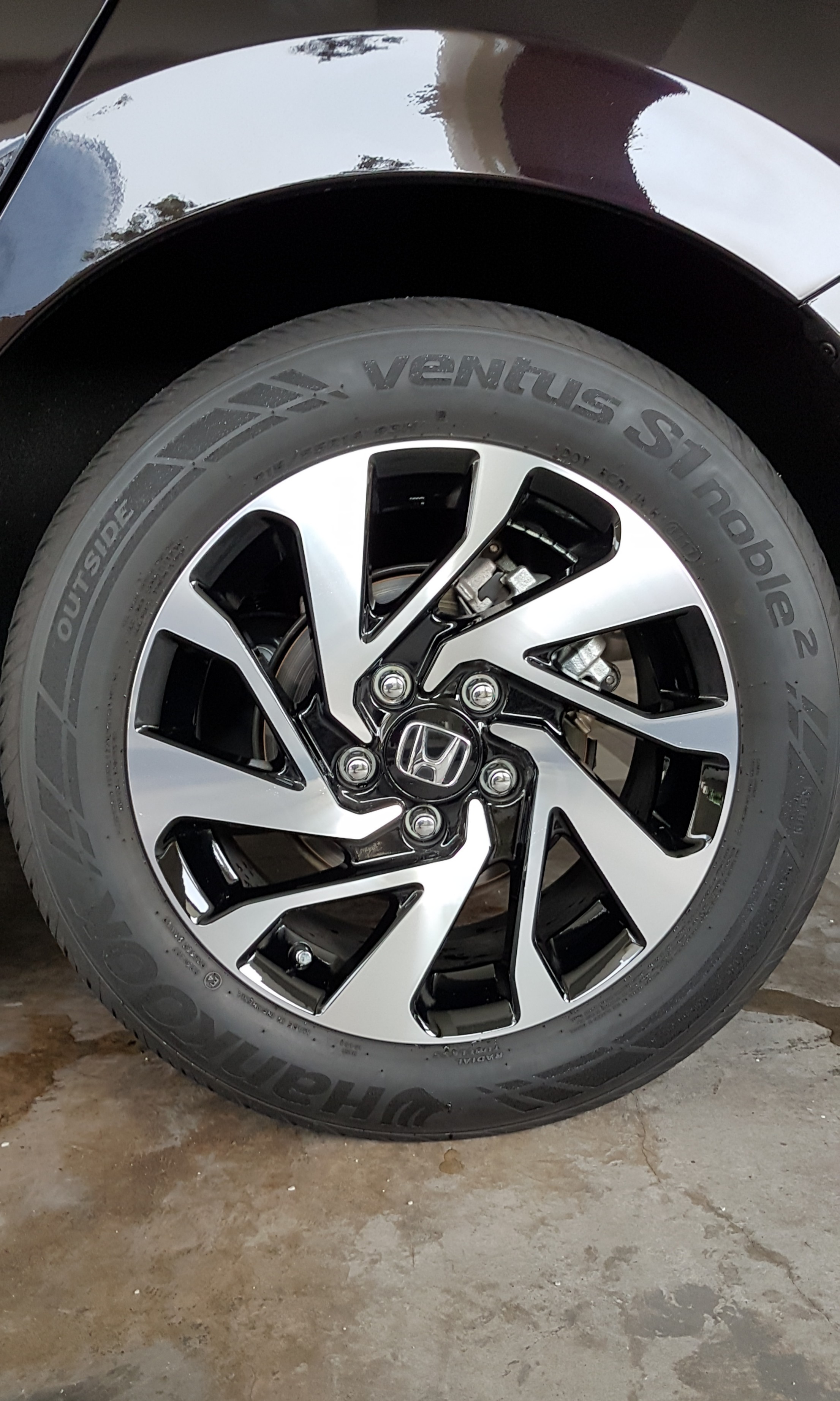 Honda Civic FC 16" Stock Rims & Tyres, Car Accessories on Carousell