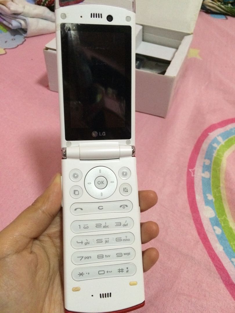 LG GD580 Flip phone with LED Pattern Lights, Mobile Phones & Gadgets ...