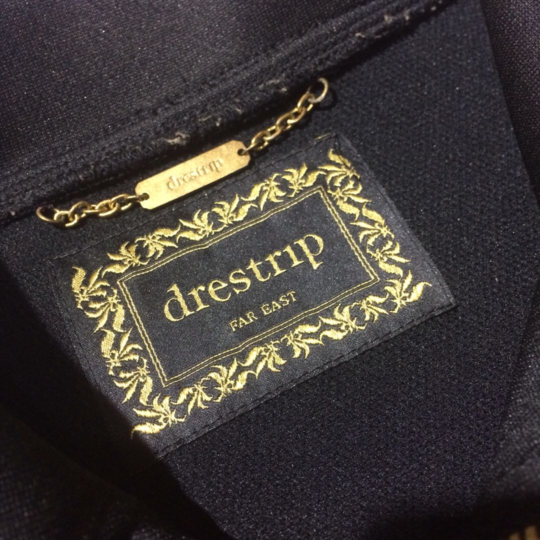 Original Drestrip iconic japanese tracktop crows zero, Fesyen Pria, Pakaian di Carousell