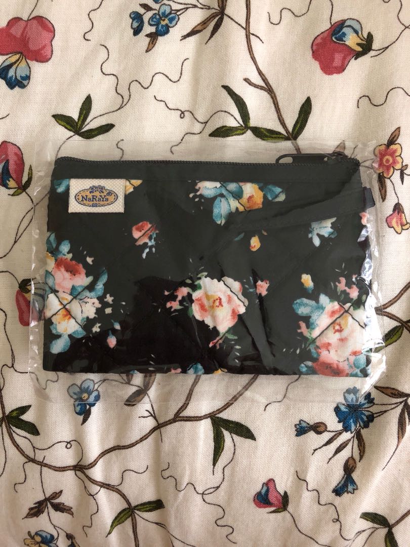Naraya Coins Pouch, Women's Fashion, Bags & Wallets, Purses & Pouches ...