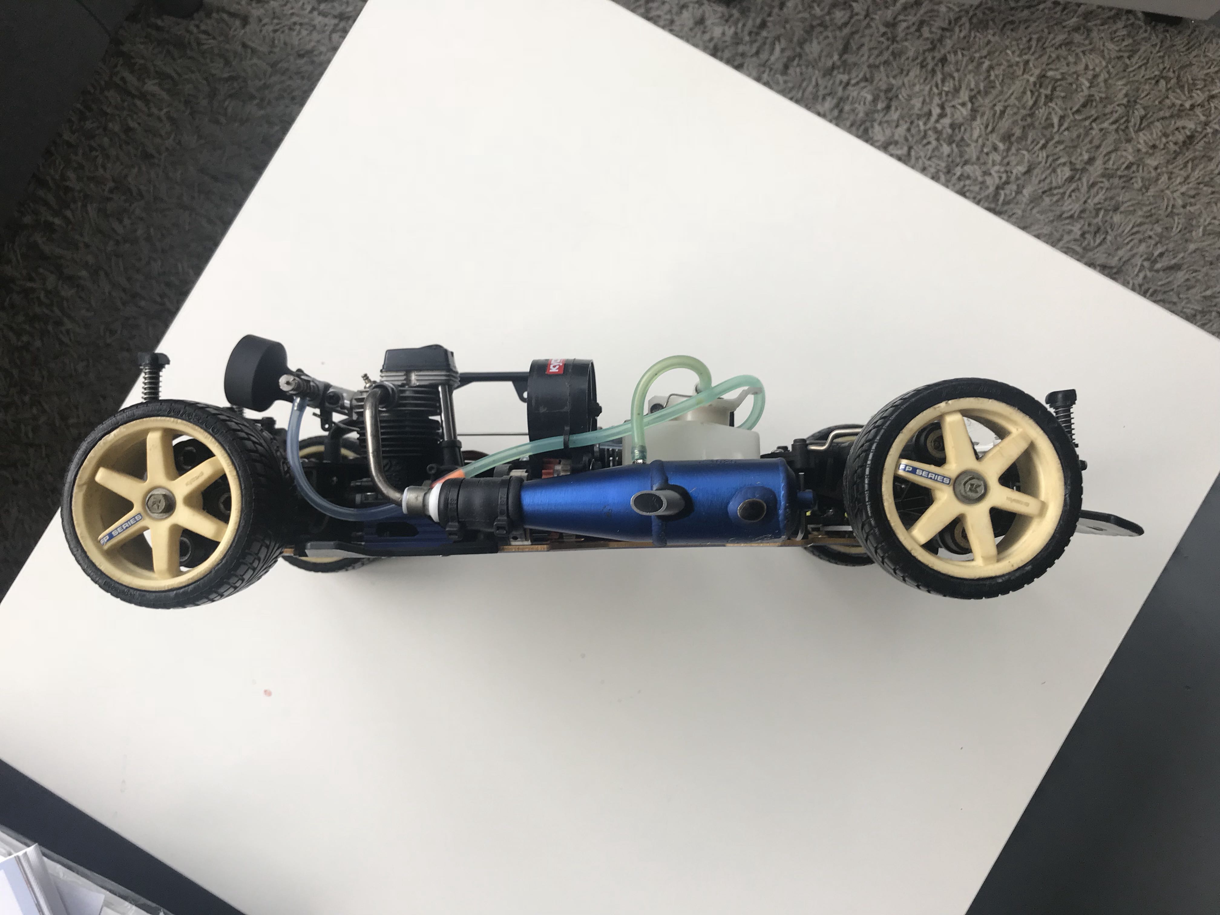 *RARE VINTAGE* Kyosho 4-Stroke FW04, Hobbies & Toys, Toys & Games on ...