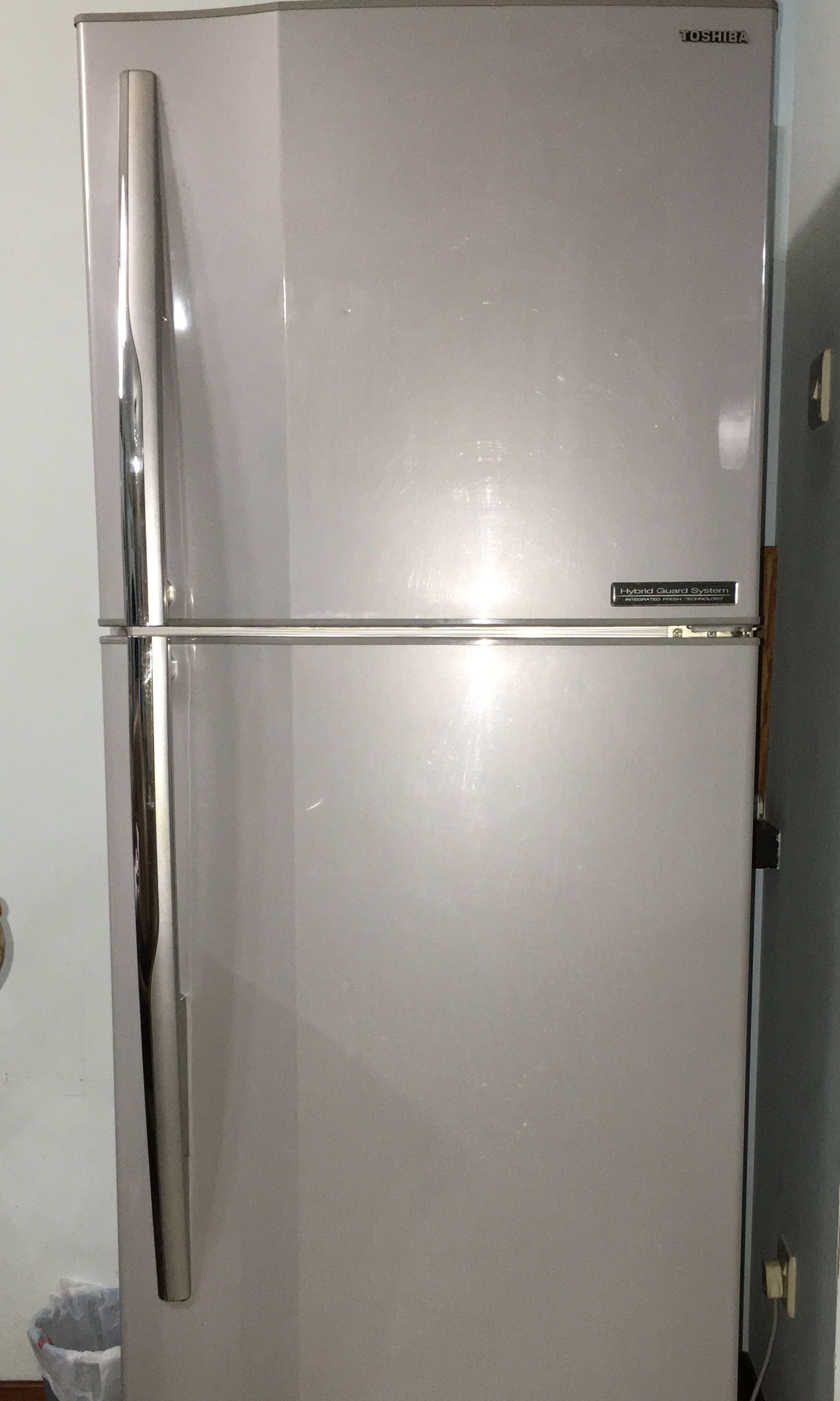 Selling Toshiba Fridge (Hybrid Guard System, Integrated Fresh ...