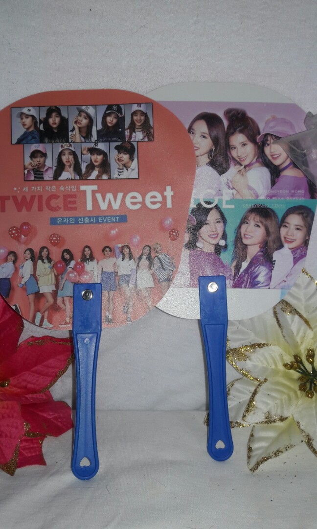 TWICE PVC Fan, Hobbies & Toys, Memorabilia & Collectibles, K-Wave on ...