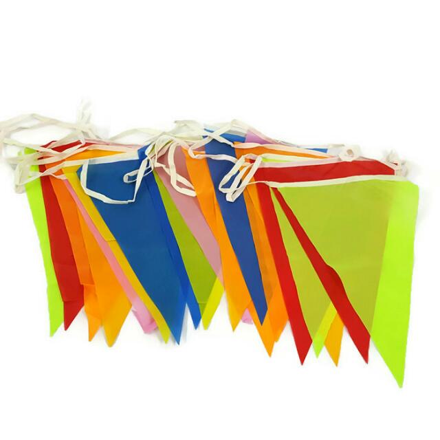 Colourful Hanging Triangle Flag 18x30cm Multi Color Event Flags ...