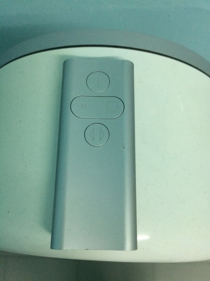 Dyson AM02, Furniture & Home Living, Lighting & Fans, Fans on Carousell