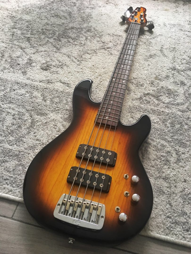 G&L Tribute L-2500 5-string Bass, Hobbies & Toys, Music & Media ...