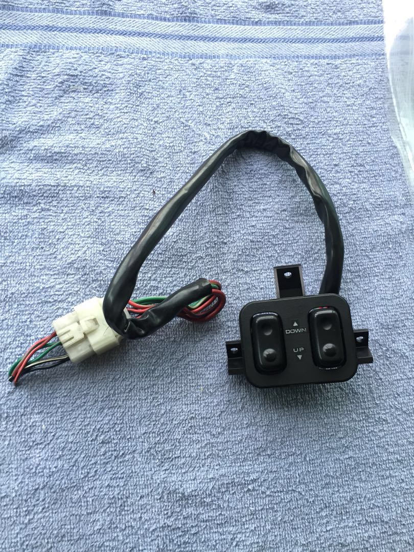 Mazda MX5 Miata NA Power Window Switch, Car Accessories on Carousell
