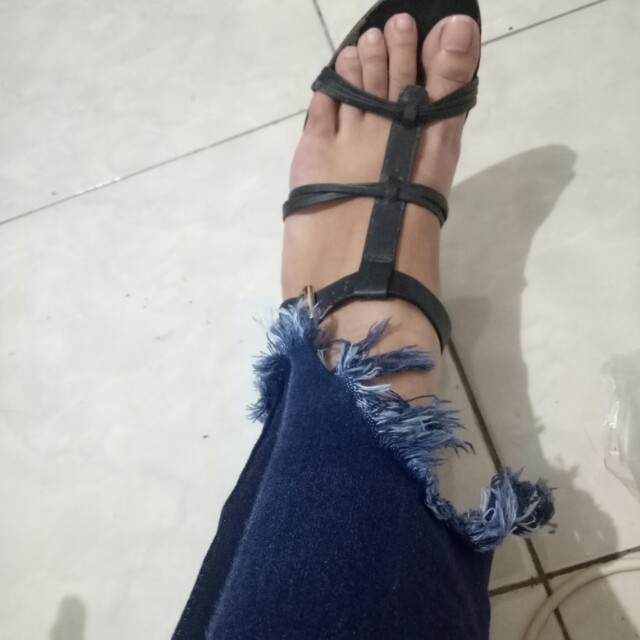 Olga Strada Shoes Sepatu Wedges Hitam, Fesyen Wanita, Sepatu di Carousell