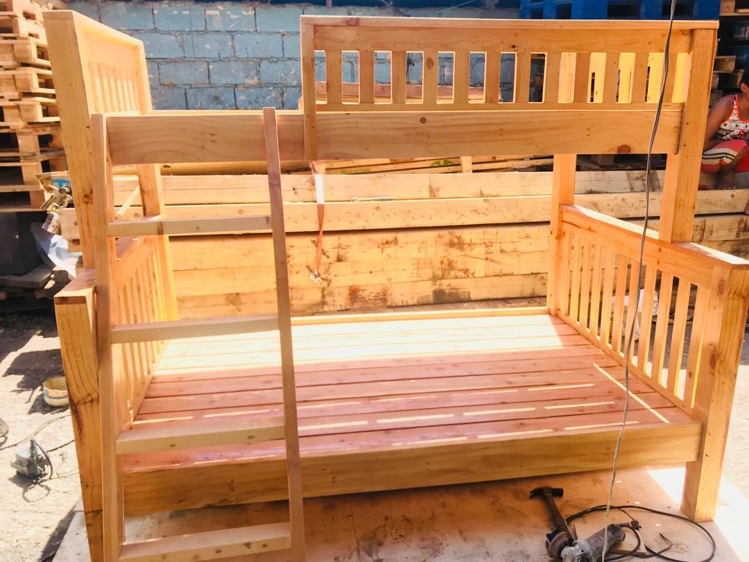 Palochina double deck, Furniture & Home Living, Gardening, Soil ...