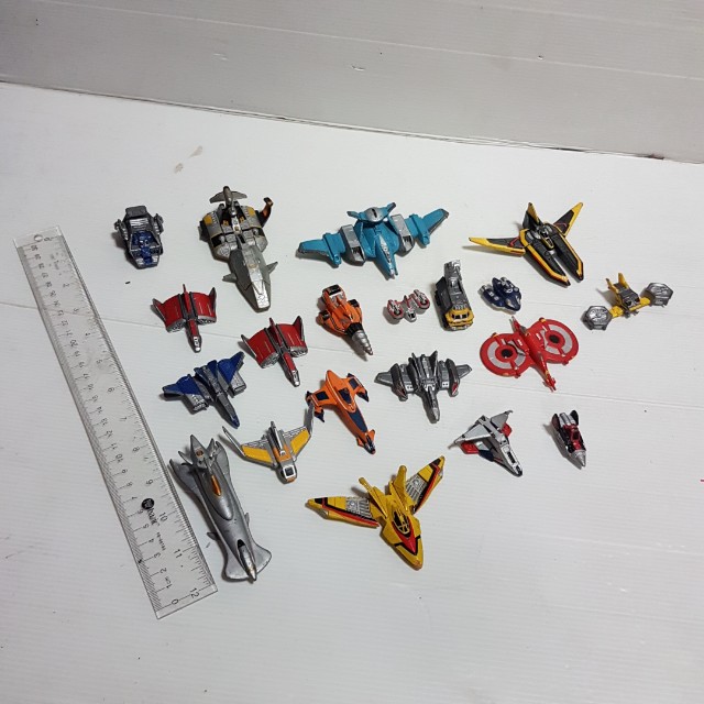 Ultraman spaceship transporter mini lot, Hobbies & Toys, Toys & Games ...