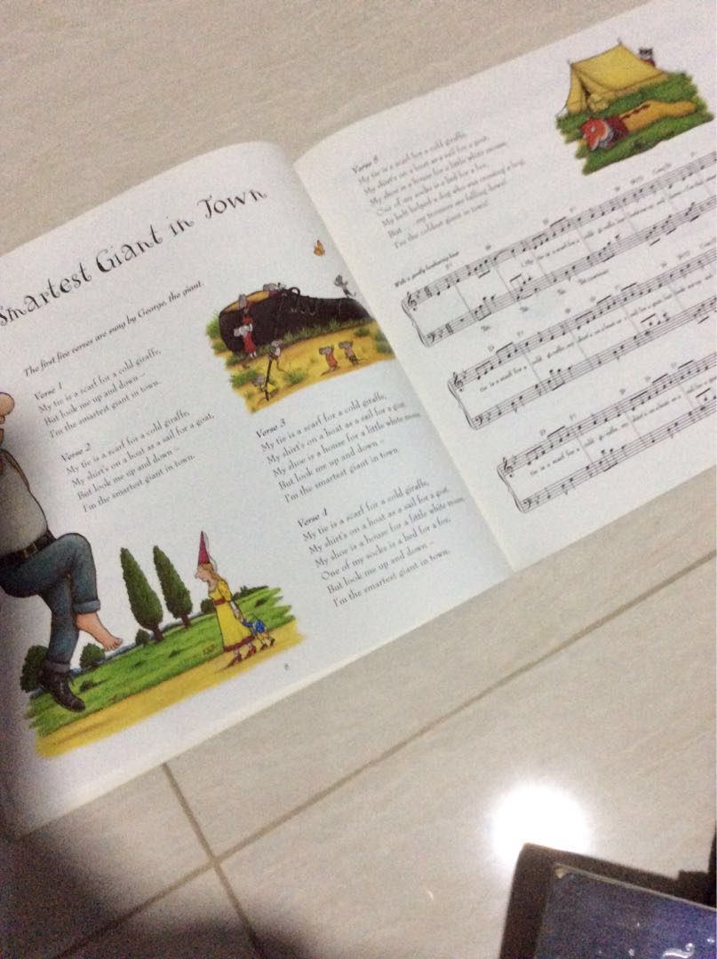 Julia Donaldson Room on the Broom and other Song, Hobbies & Toys, Books ...