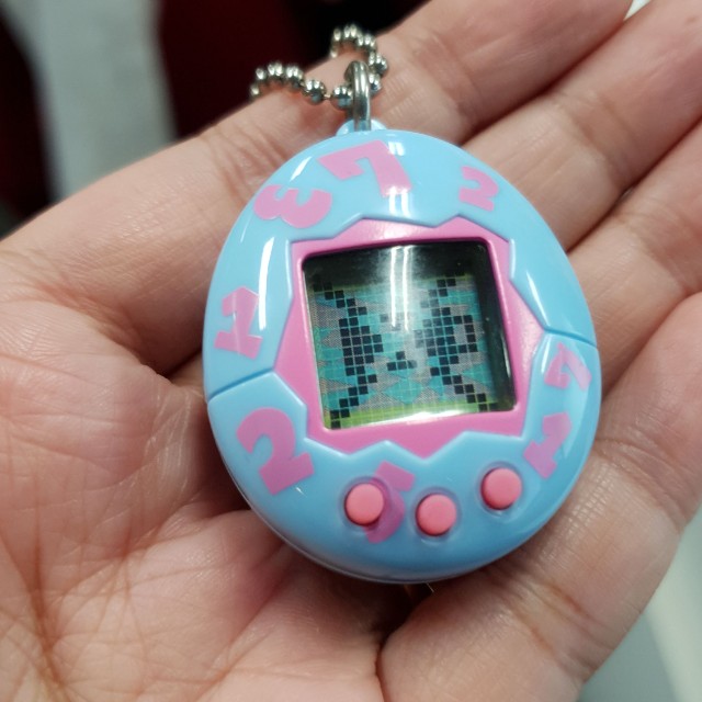 Tamagotchi mini, Hobbies & Toys, Toys & Games on Carousell