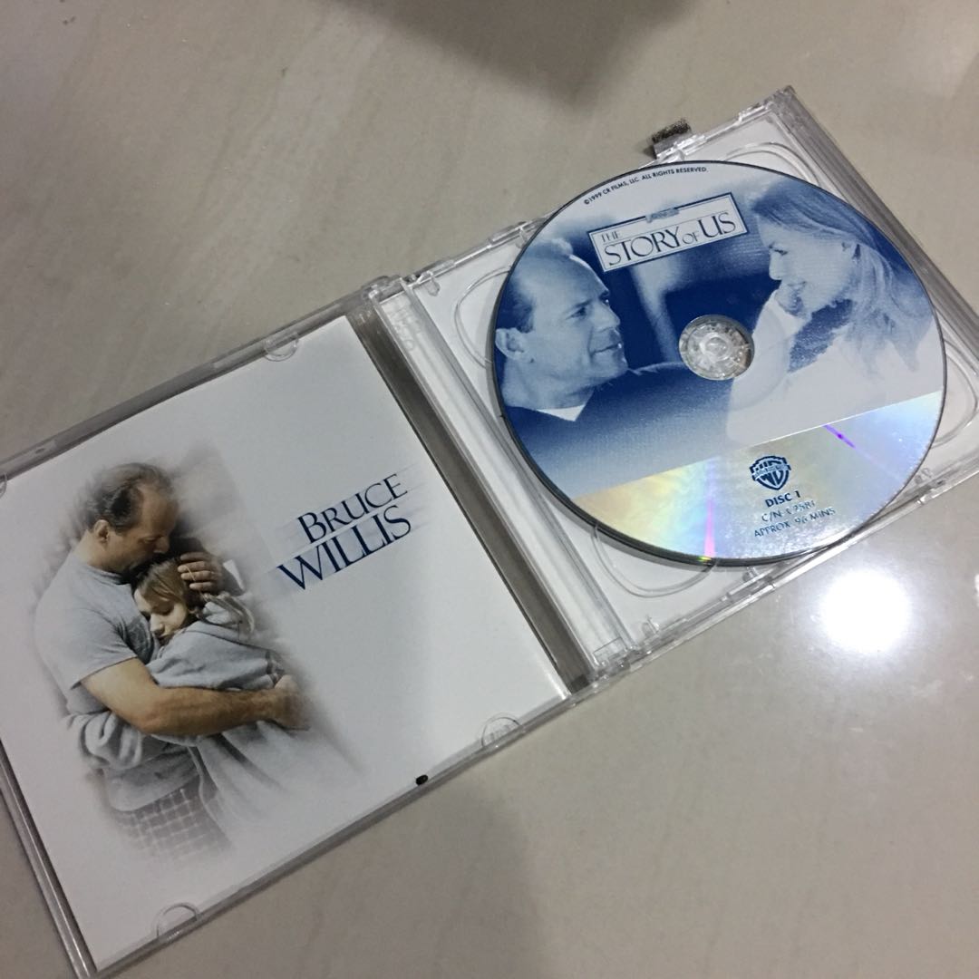 VCD Movie: The Story of Us, Hobbies & Toys, Music & Media, CDs & DVDs ...