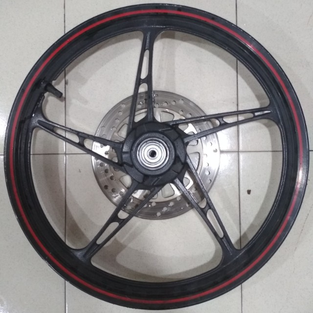 Yamaha Original Front Rim LC 135, Auto Accessories on Carousell