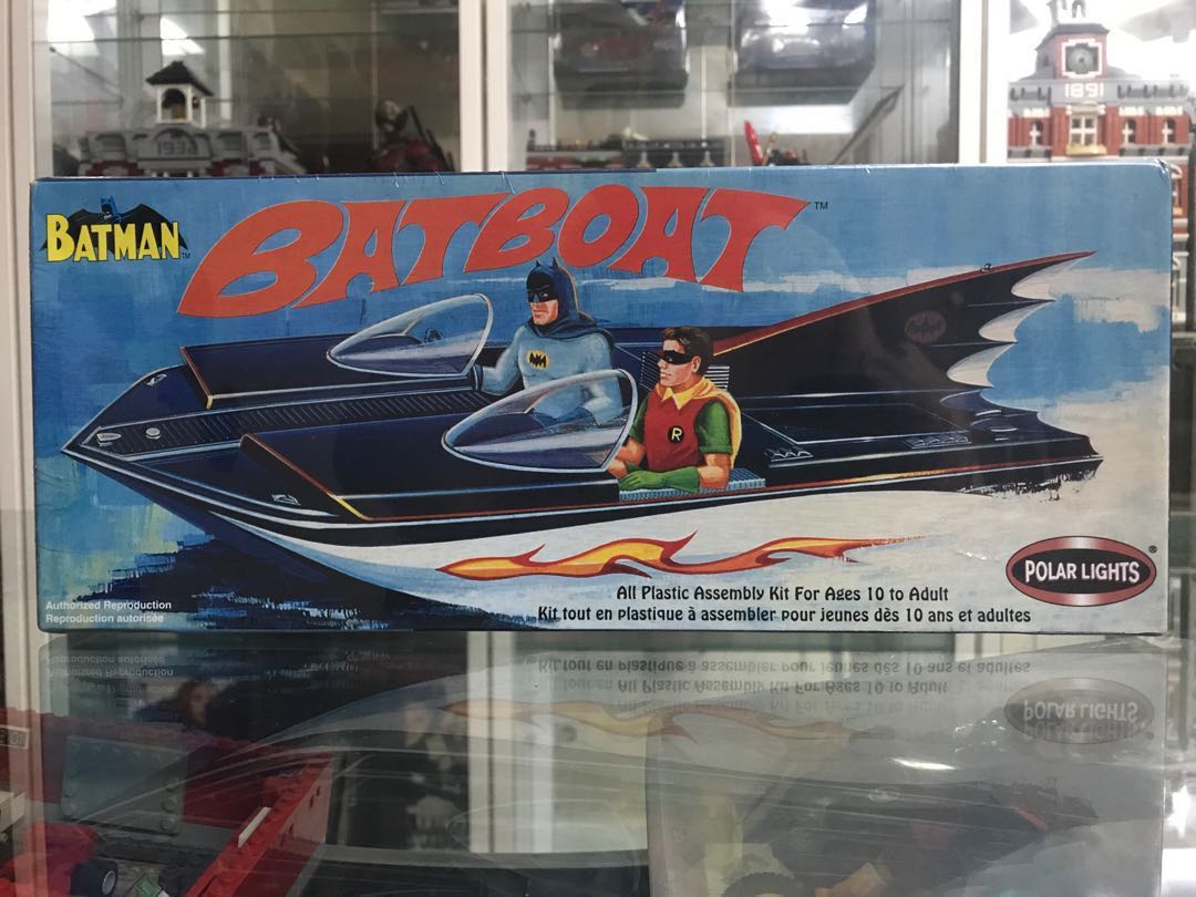 MISB Vintage Polar Lights 1966 Batboat Model Kit (Reserved), Hobbies ...