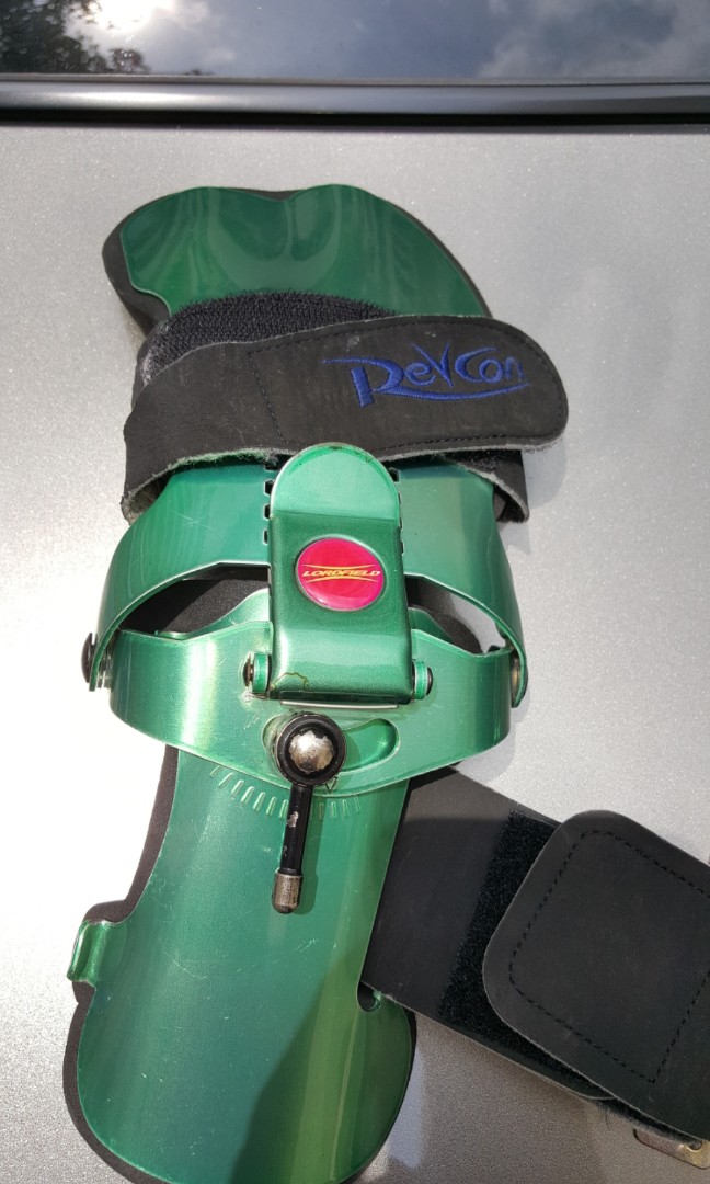 Revcon wrist bowling guard, Sports Equipment, Sports & Games, Billiards ...