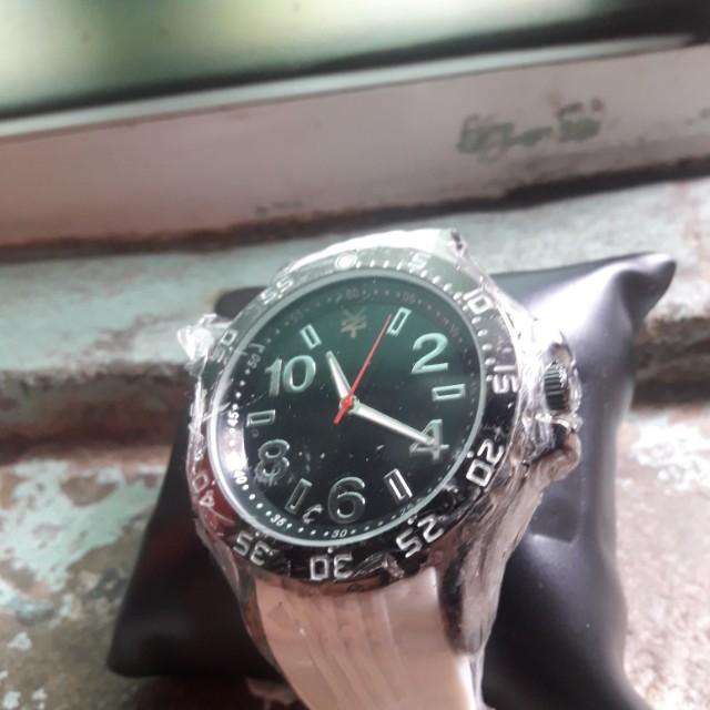 ZOO YORK WATCH (AUTHENTIC), Men's Fashion, Watches & Accessories ...