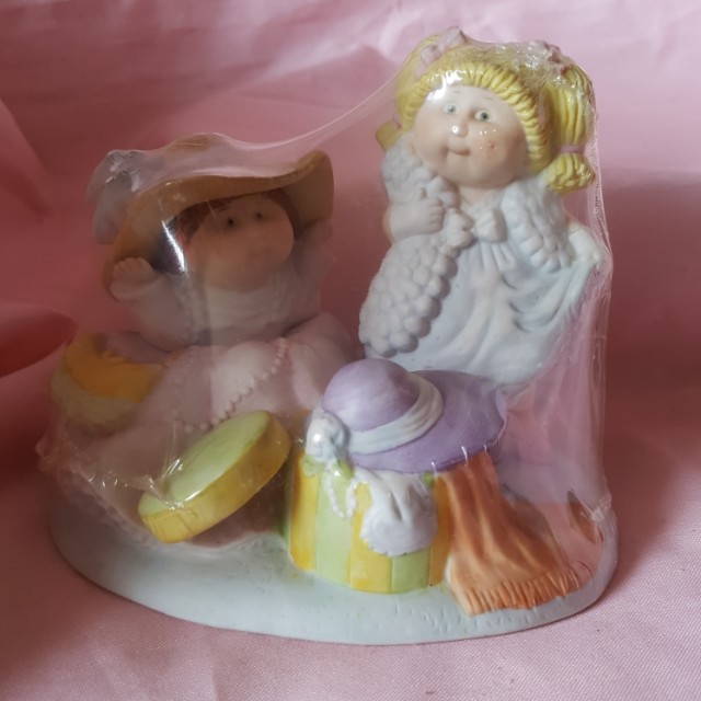 Cabbage patch kids porcelain figurines, Hobbies & Toys, Memorabilia ...