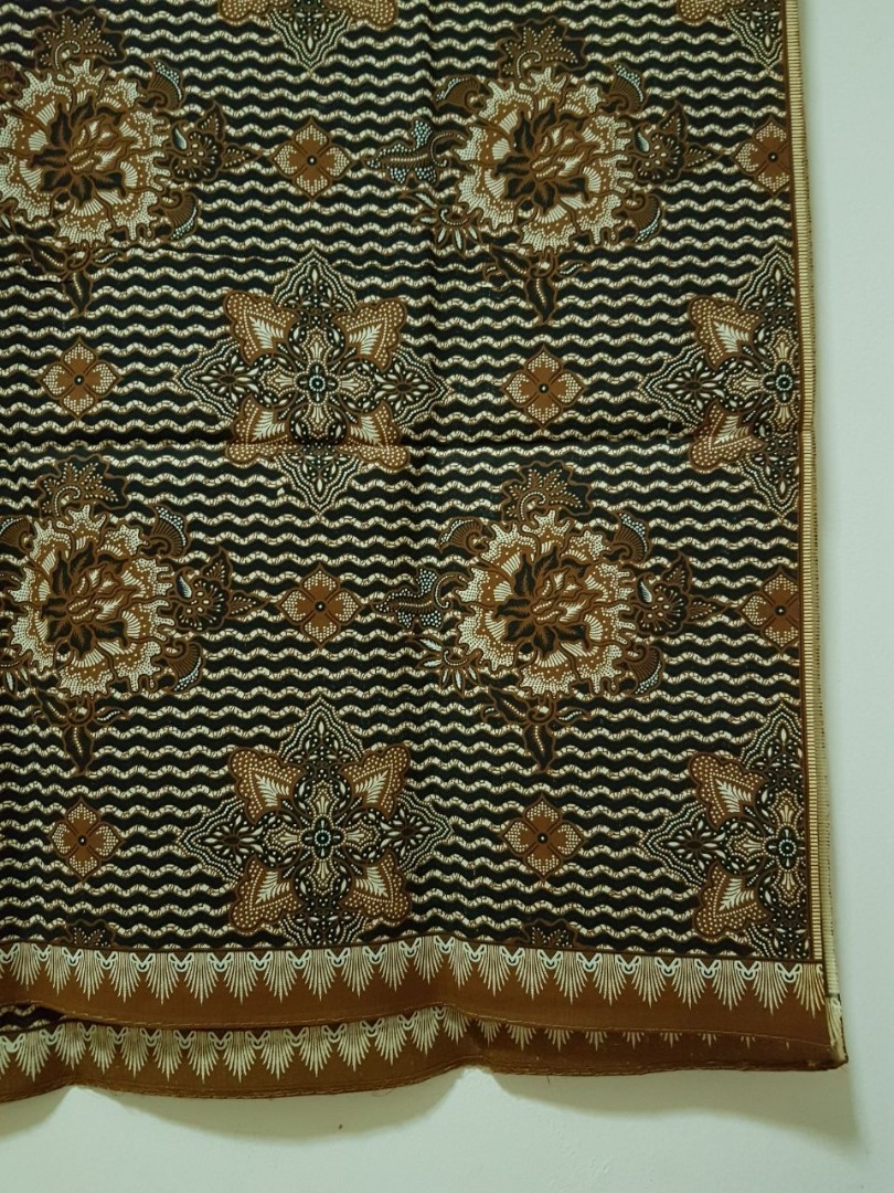 Kain Batik Motif (rok lilit, atasan, sewek), Olshop Fashion, Olshop Pria di Carousell