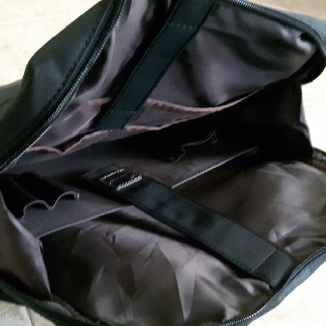 Brand New Van Garie Goldlion Laptop Backpack, Men's Fashion, Bags ...