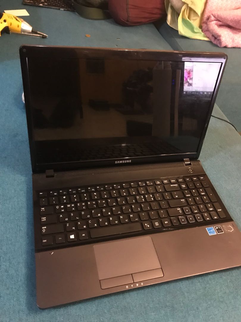 Samsung NP300e5c Dualcore Black 15inches Laptop, Computers & Tech ...