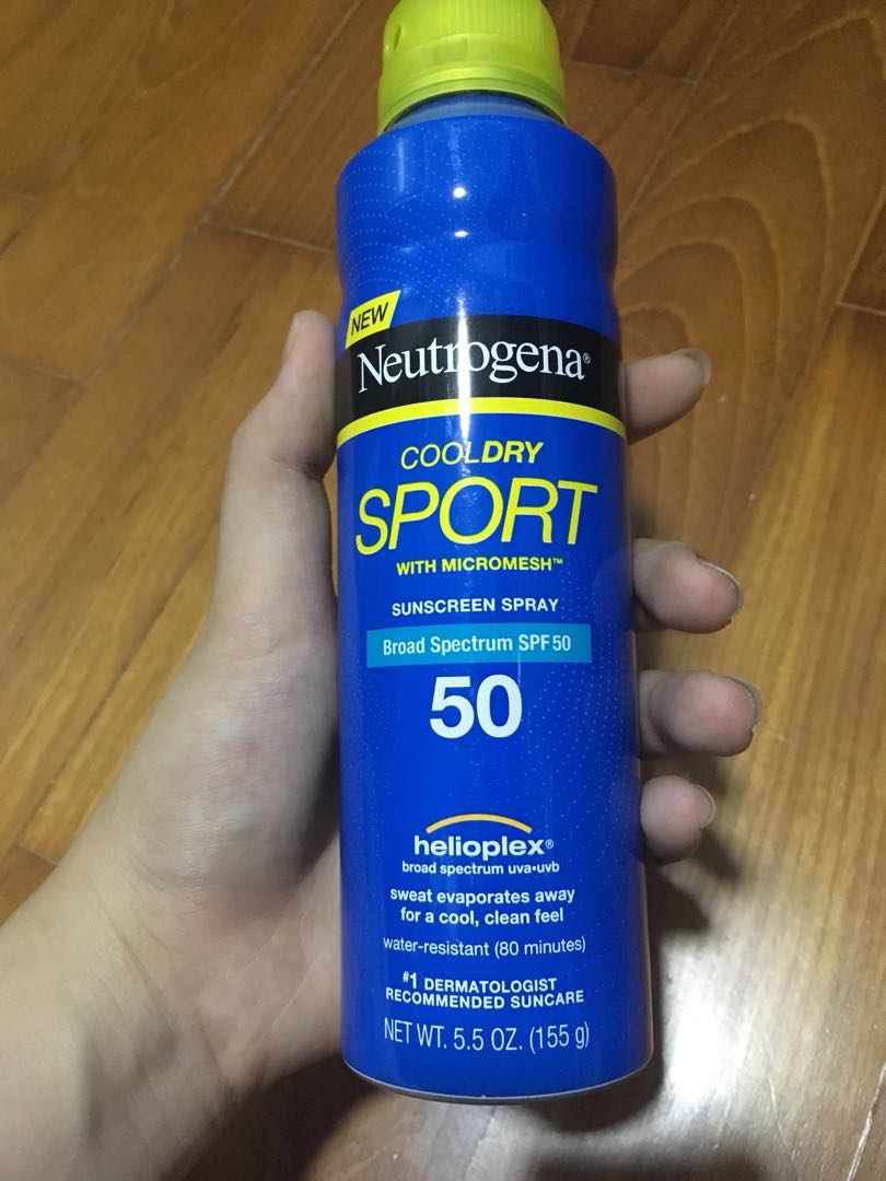 Suncreen spray, Beauty & Personal Care, Bath & Body, Body Care on Carousell