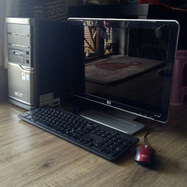 [Reserved] Desktop Computer Complete Set (Only Monitor Spoilt ...