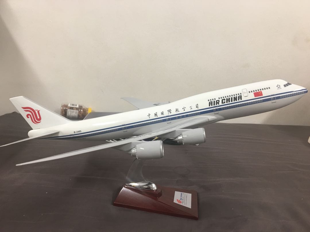 Air China Boeing 747-8 1: 144 Airplane Model, Hobbies & Toys, Toys ...