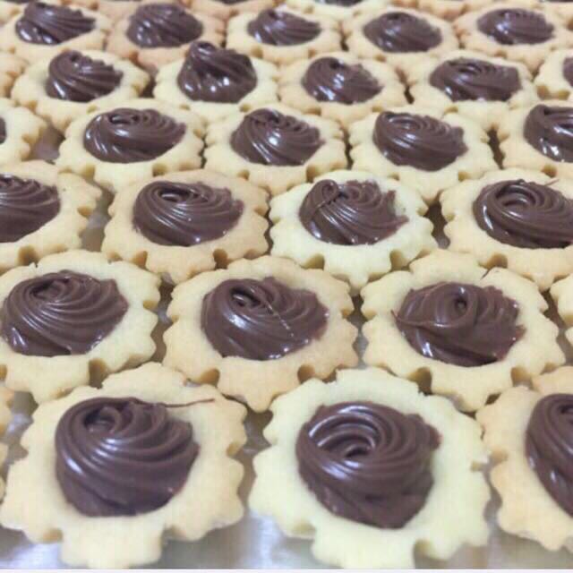 Hari Raya Goodies / Kuih Muih Raya 2018, Food & Drinks, Packaged ...