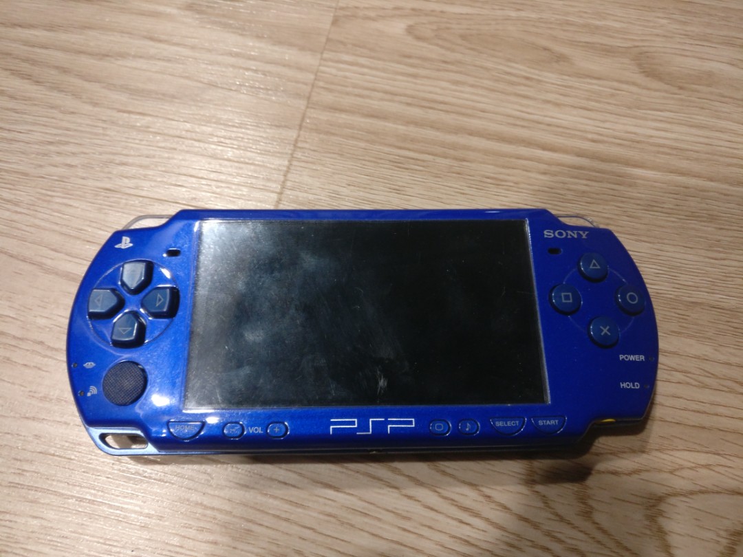 Psp 2000 blue color, Video Gaming, Video Game Consoles, Others on Carousell