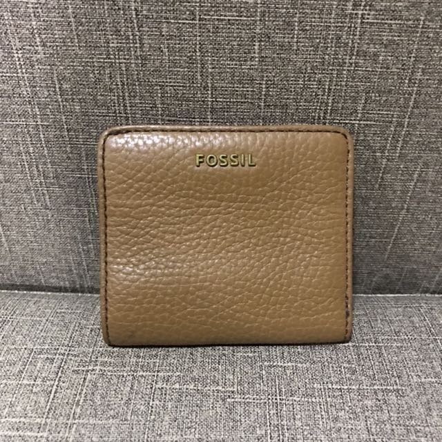 Authentic Brand New Fossil Wallet on Carousell