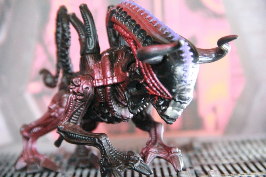 Bull Alien, Hobbies & Toys, Collectibles & Memorabilia, Vintage ...