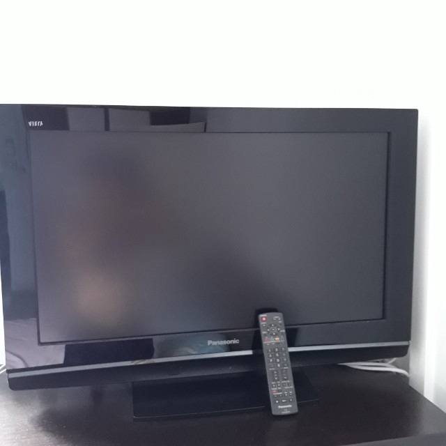 Panasonic 32 inches LCD TV come with Operating instruction manual, TV ...
