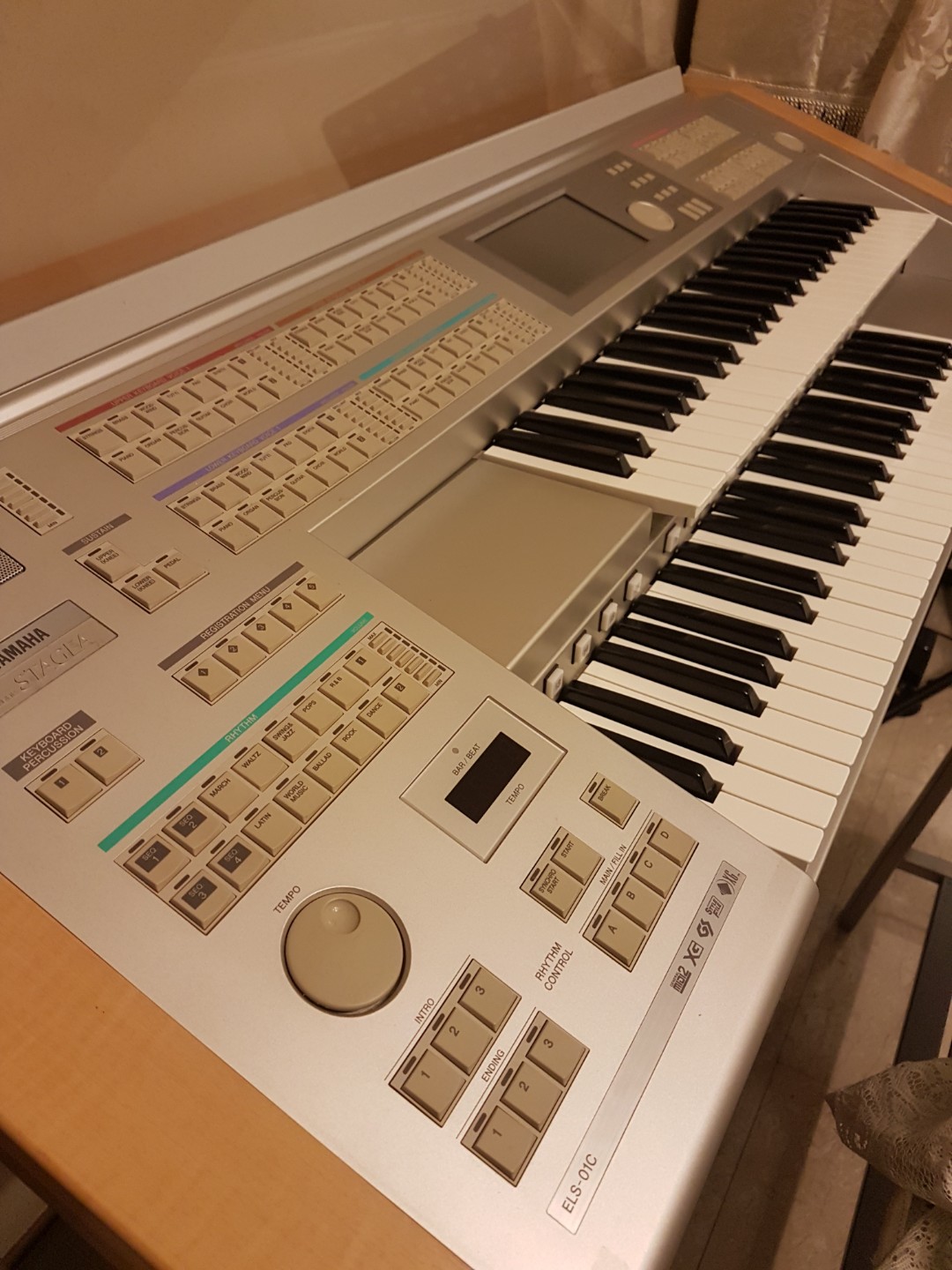 Yamaha Stagea ELS-01C, Hobbies & Toys, Music & Media, Musical Instruments on Carousell