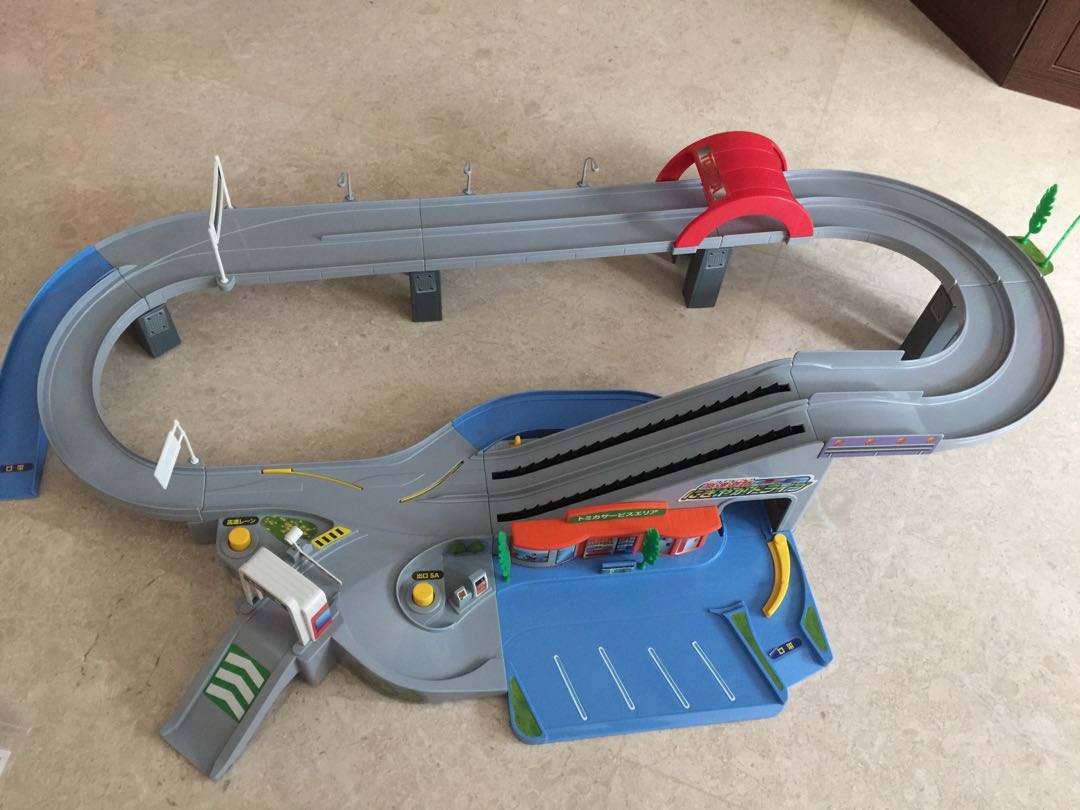 Tomica Track, Hobbies & Toys, Toys & Games on Carousell