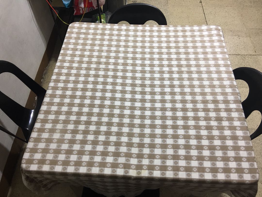 Uratex Monoblock Table plus Chairs, Babies & Kids, Baby Nursery & Kids ...