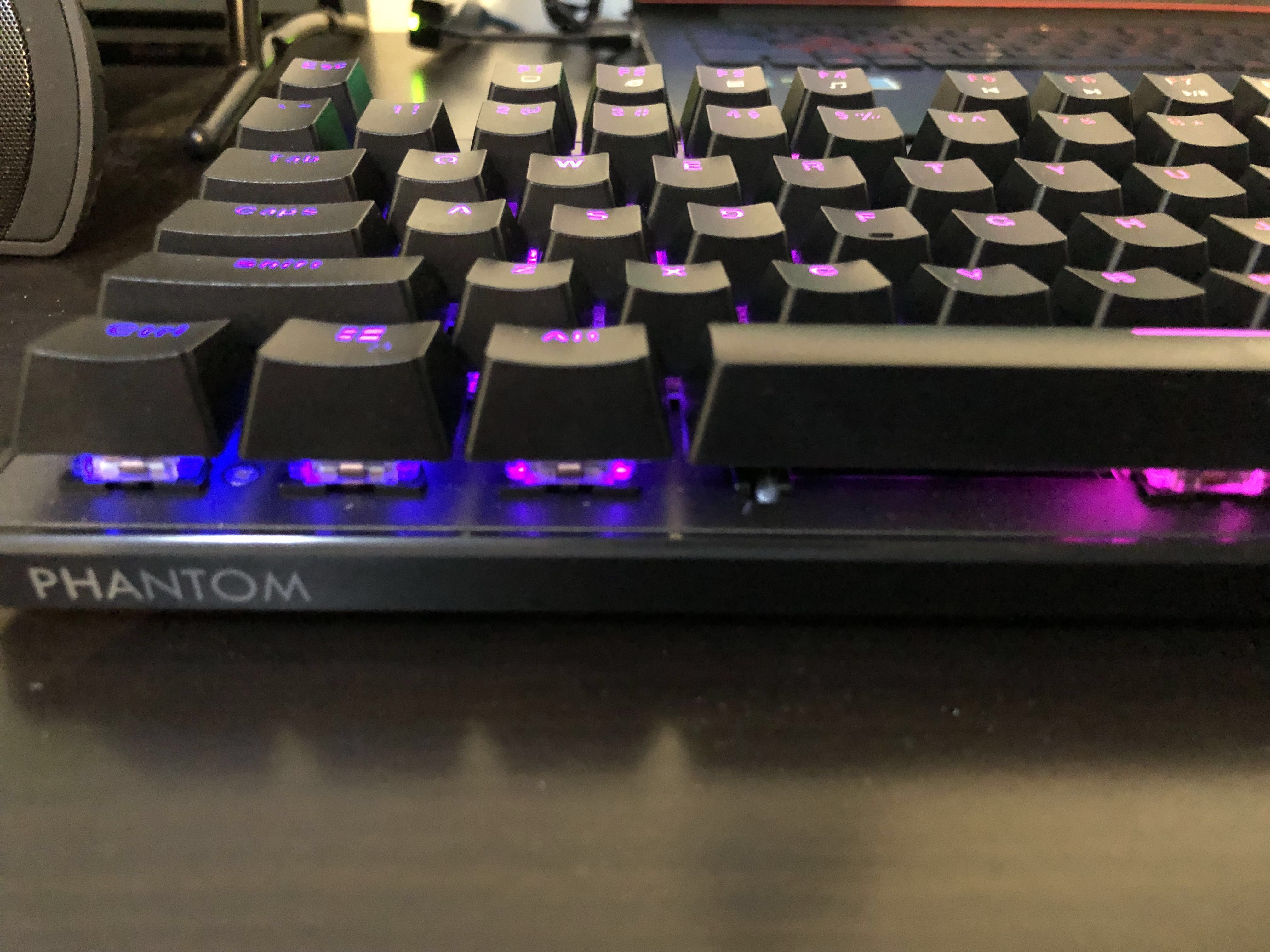 Tecware Phantom RGB Blue Switch, Computers & Tech, Parts & Accessories ...