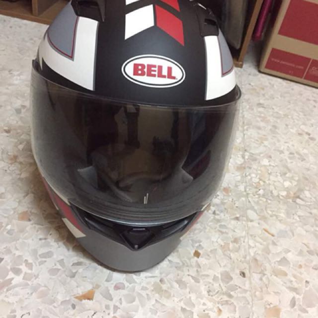 Bell Full Face Helmet, Motorcycles, Motorcycle Apparel on Carousell