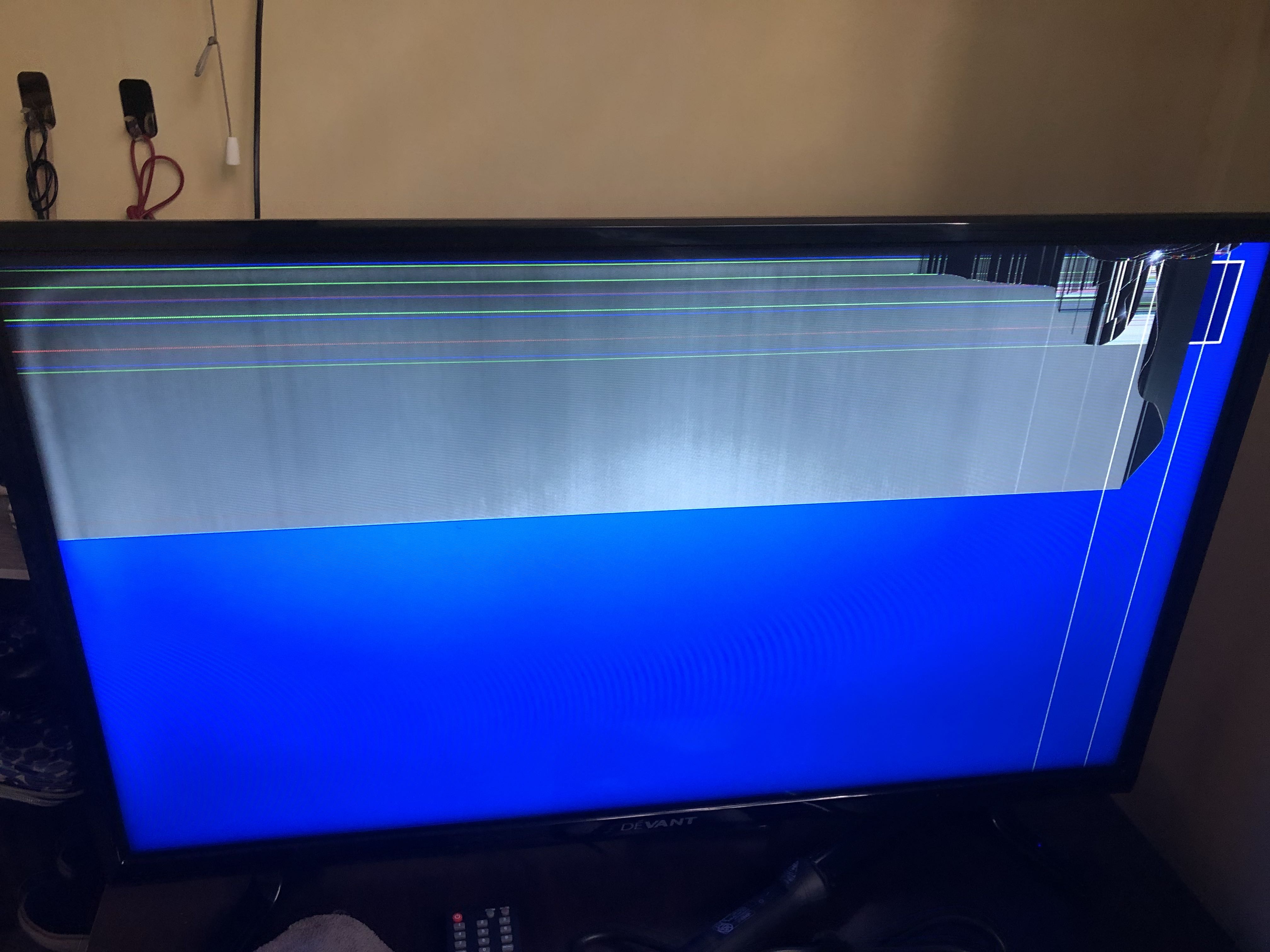 Devant 32DL540 32inch LED TV, TV & Home Appliances, TV & Entertainment ...