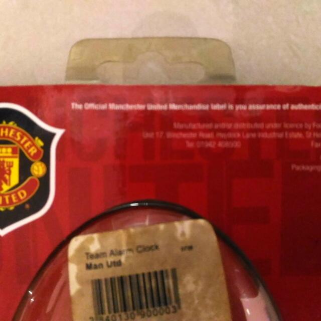 Authentic Brand New MAN Utd Clock, Sports Equipment, Sports & Games ...