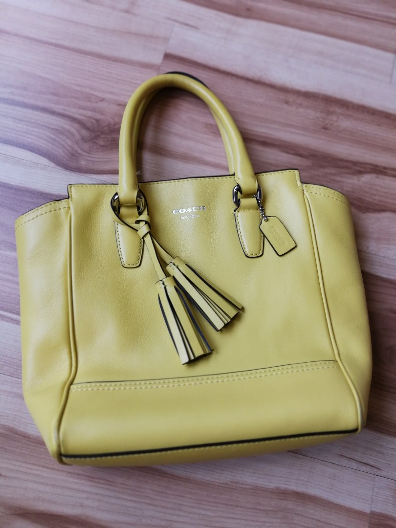 Authentic Coach 2 way bag, Luxury, Bags & Wallets on Carousell