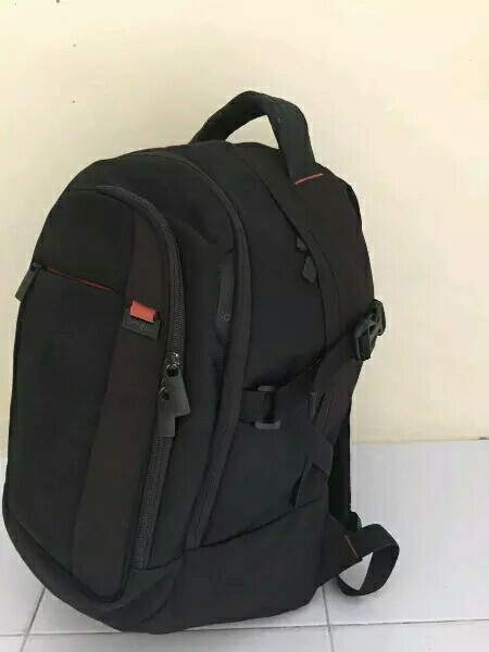 Tas Ransel Samsonite original slot laptop size 25L, Fesyen Pria, Tas ...