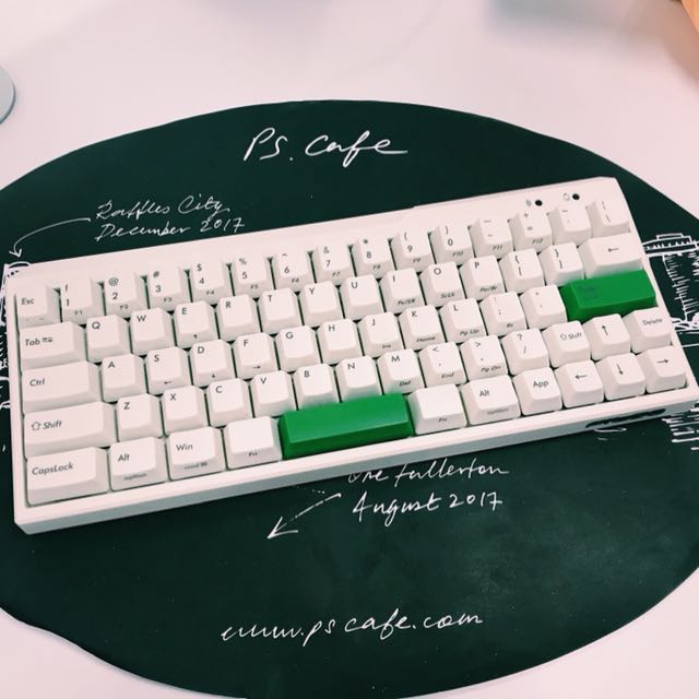 Filco Majestouch Minila Bluetooth Mechanical Keyboard, white with green ...
