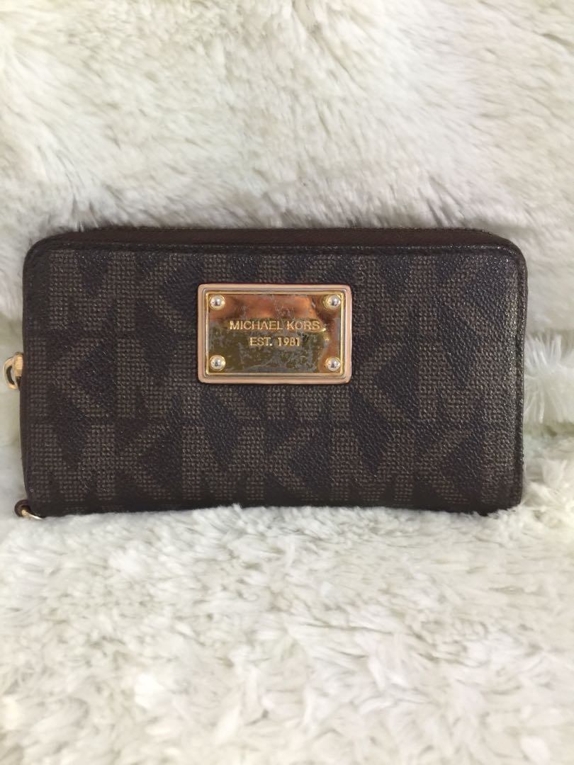 Michael Kors Wallet, Women's Fashion, Bags & Wallets, Wallets & Card ...