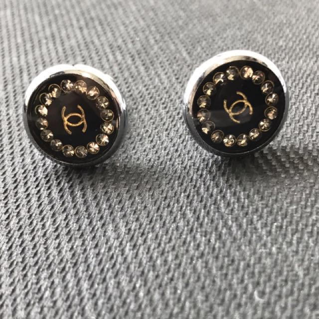 Vintage - Chanel Cuff Links - Original, Men's Fashion, Watches ...