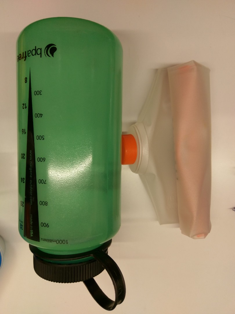 CNOC outdoor Vecto 2L water bag 露營2公升水袋, 運動產品, 行山及露營 - Carousell